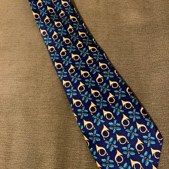 Museum Artifacts | Accessories | Holiday Mens Tie By Museum Artifacts ...